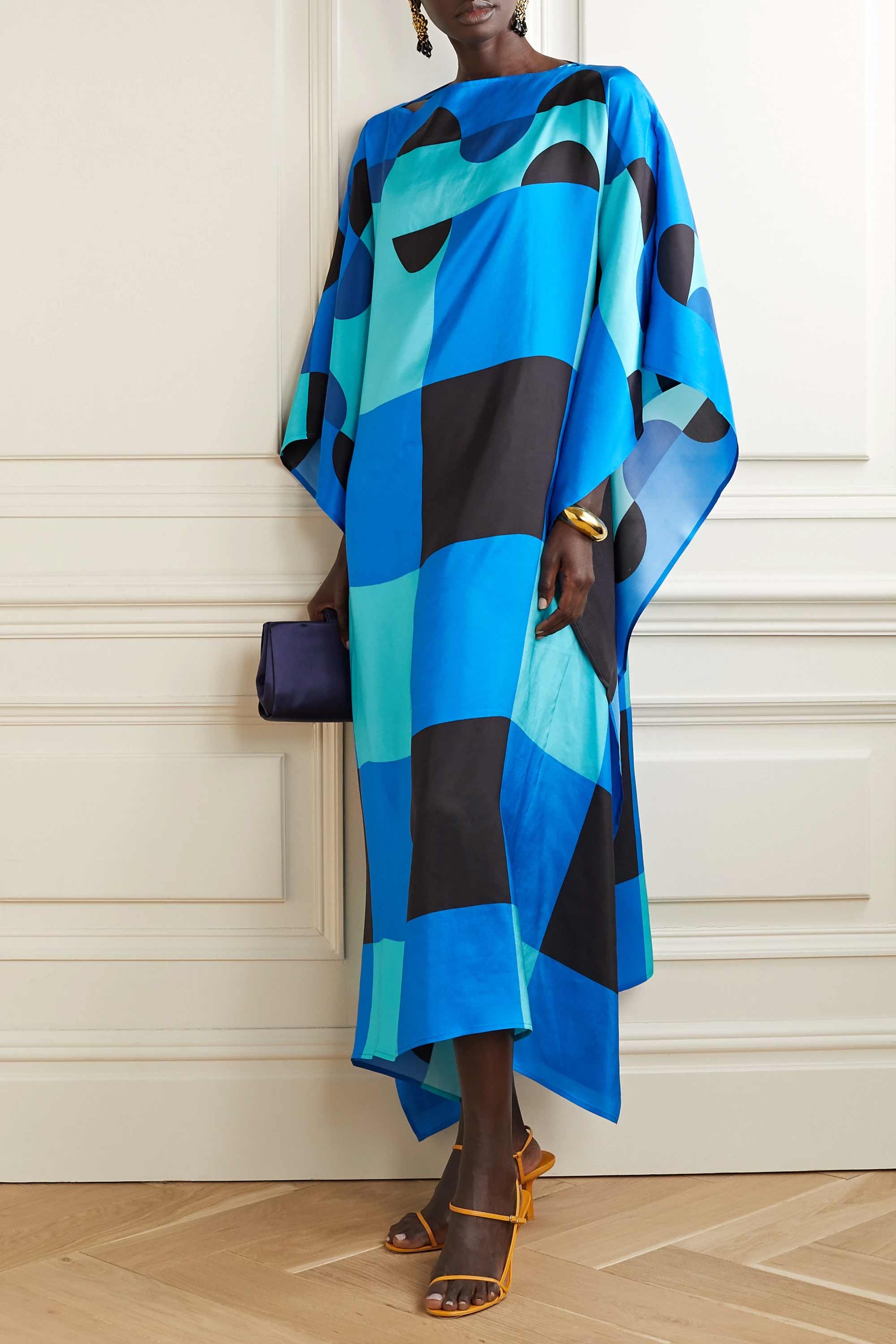 Blue Checks Silk Elegance Kaftan – JSDC INC